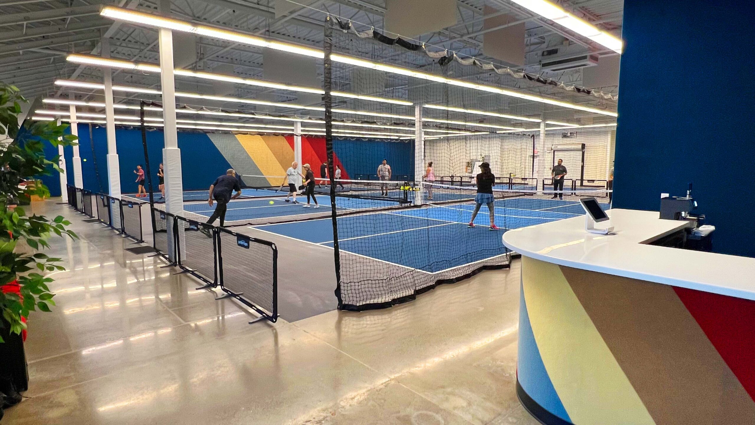 Book a court – Dink Pickleball
